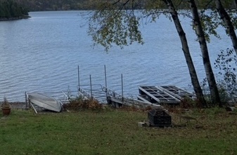 Another missing dock – Bassin versant du Lac Heney Watershed